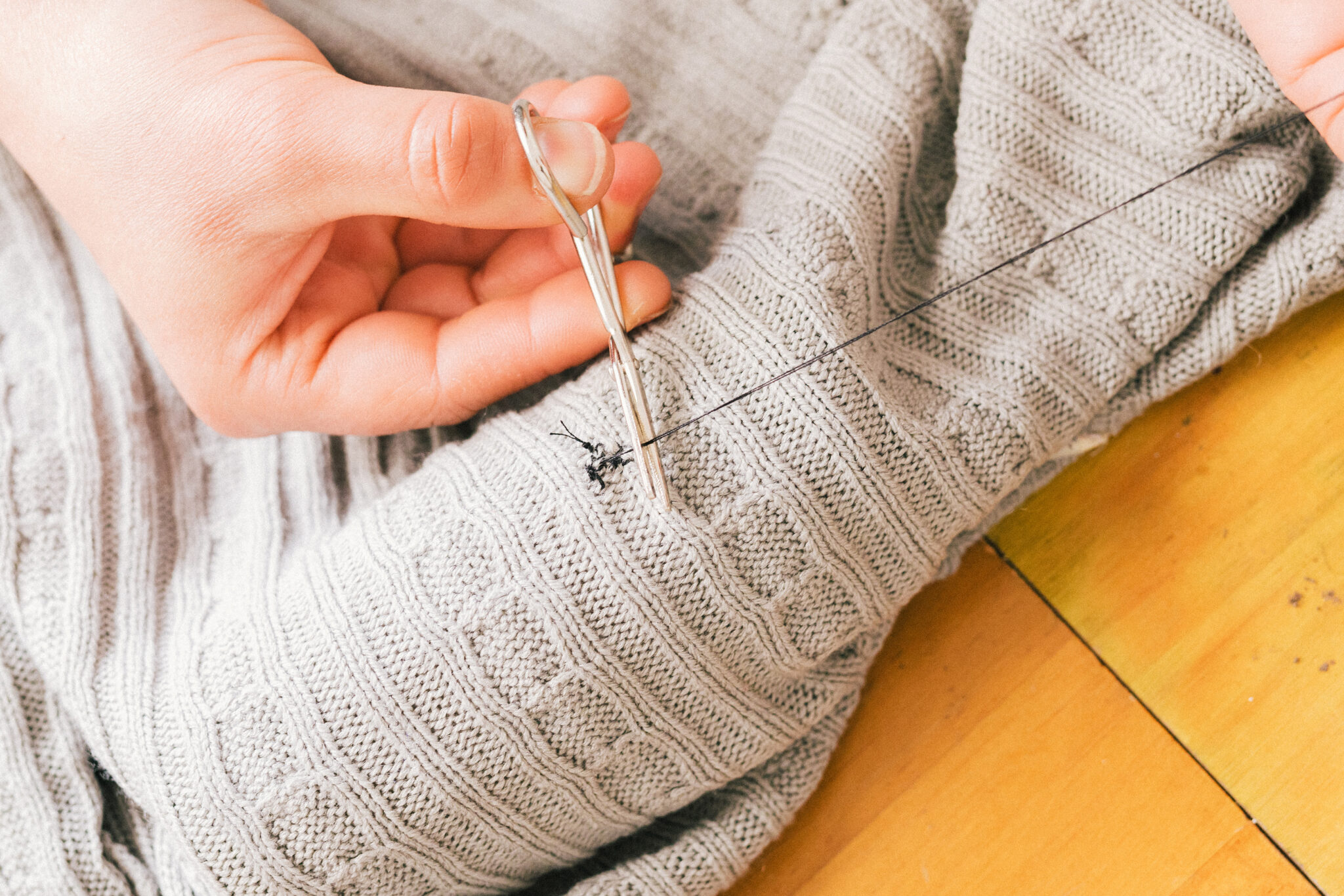 Learn How to Mend Holes in 5 Simple Steps - T A L Ú