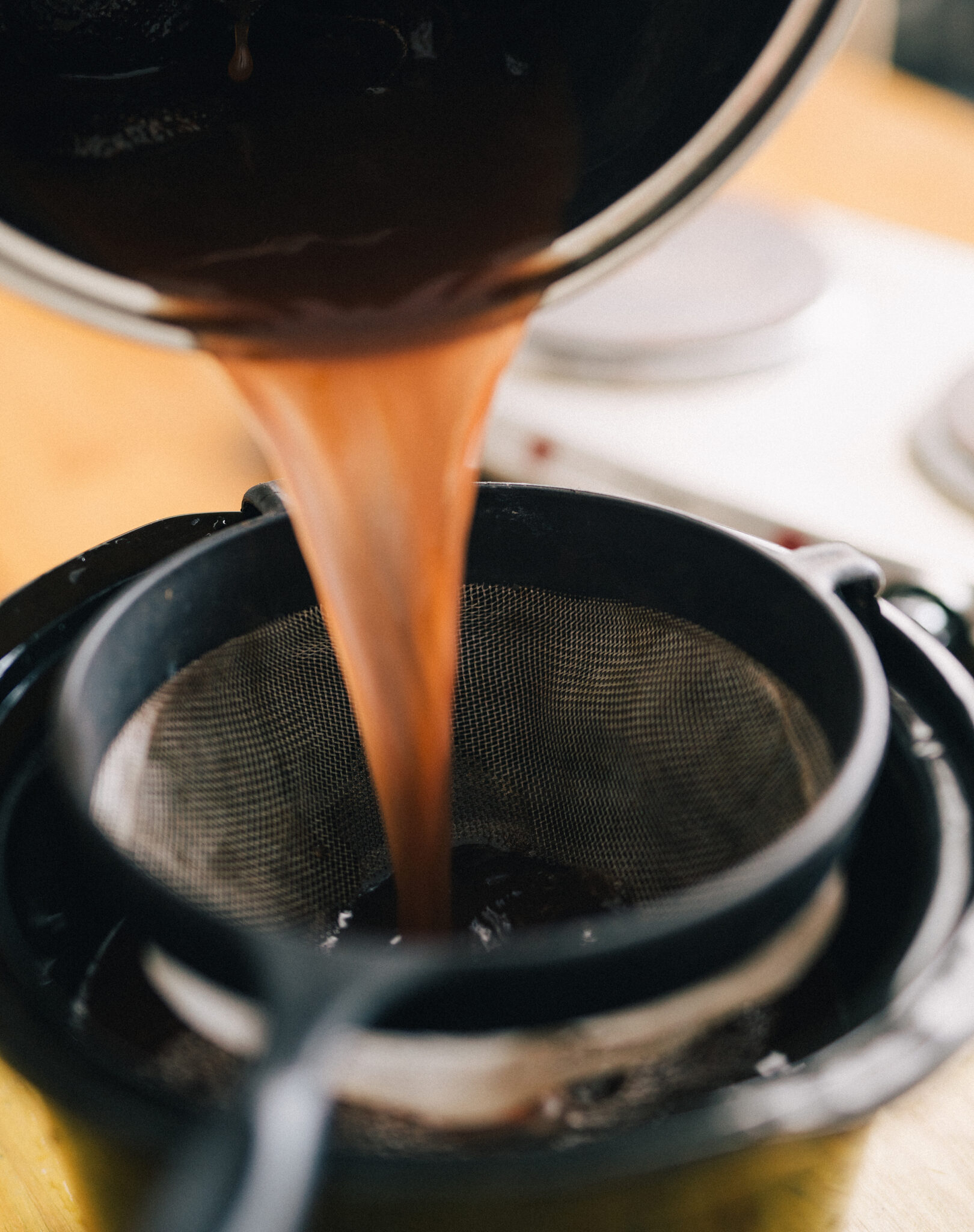 Cómo teñir con aguacate y crear color rosa - T A L Ú